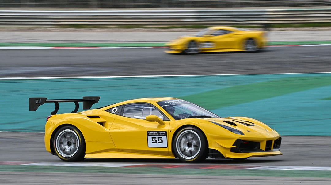 First stage in Portimão for the Passione Ferrari Club Challenge