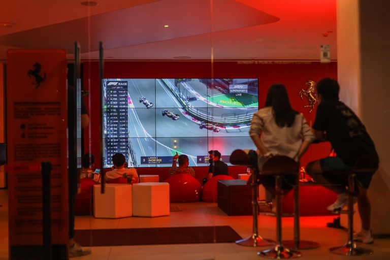 F1 VIEWING PARTY - RACING WHERE THE WIND BLOWS