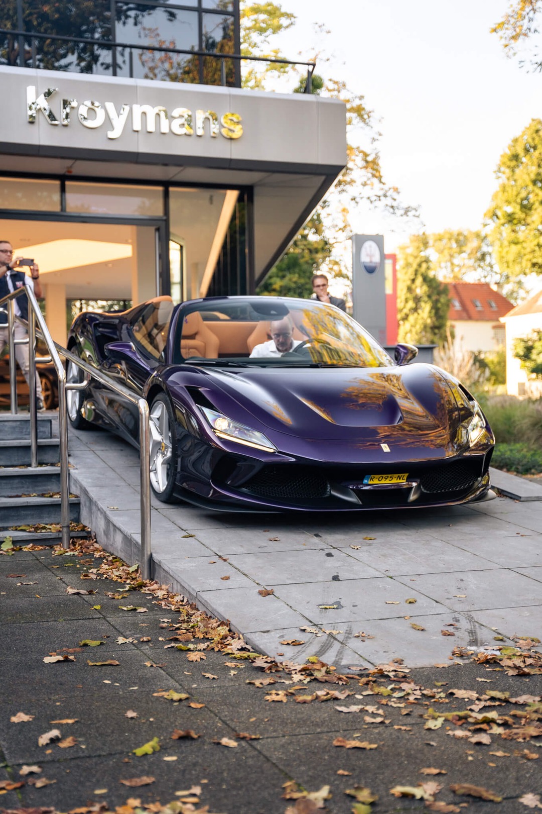 Special delivery: Ferrari F8 Spider in Viola Hong Kong
