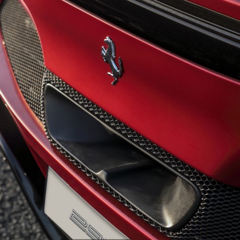 Tailpipe tips with ceramic coating