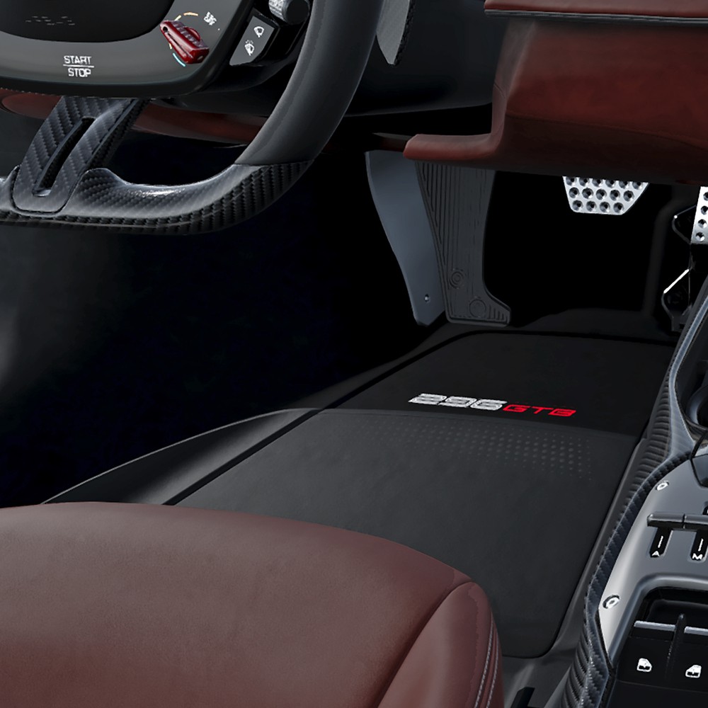 Coloured overmats with vehicle logo