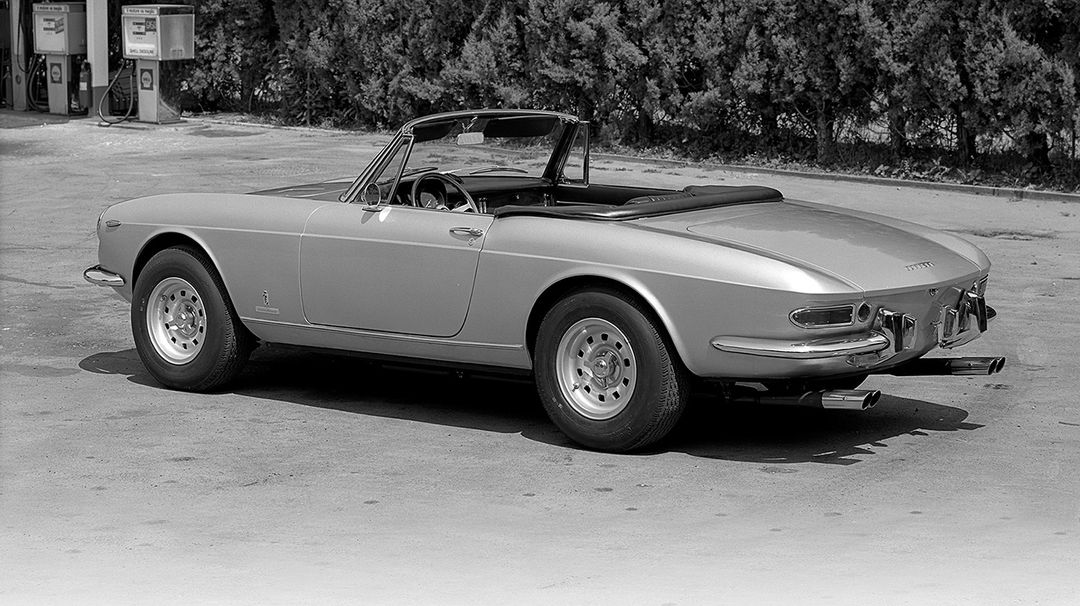 Ferrari 365 GTS (1969) - Ferrari.com