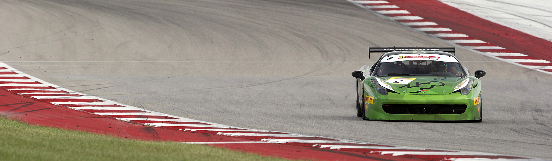 Ferrari Challenge North America - Al COTA trionfano Perez, Weiland e Keegan