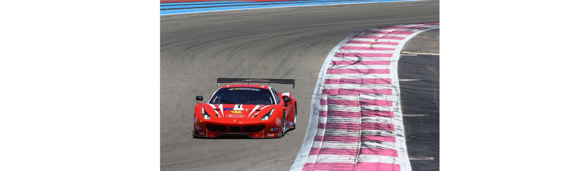 VdeV Endurance - Two Ferrari crews on track at Magny-Cours