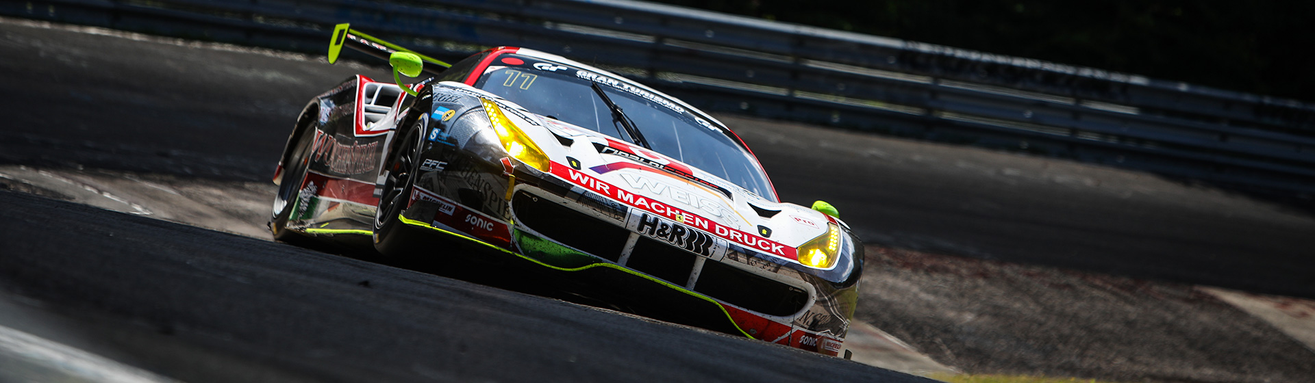 VLN - Three Ferrari cars at the Nürburgring for the Barbarossapreis