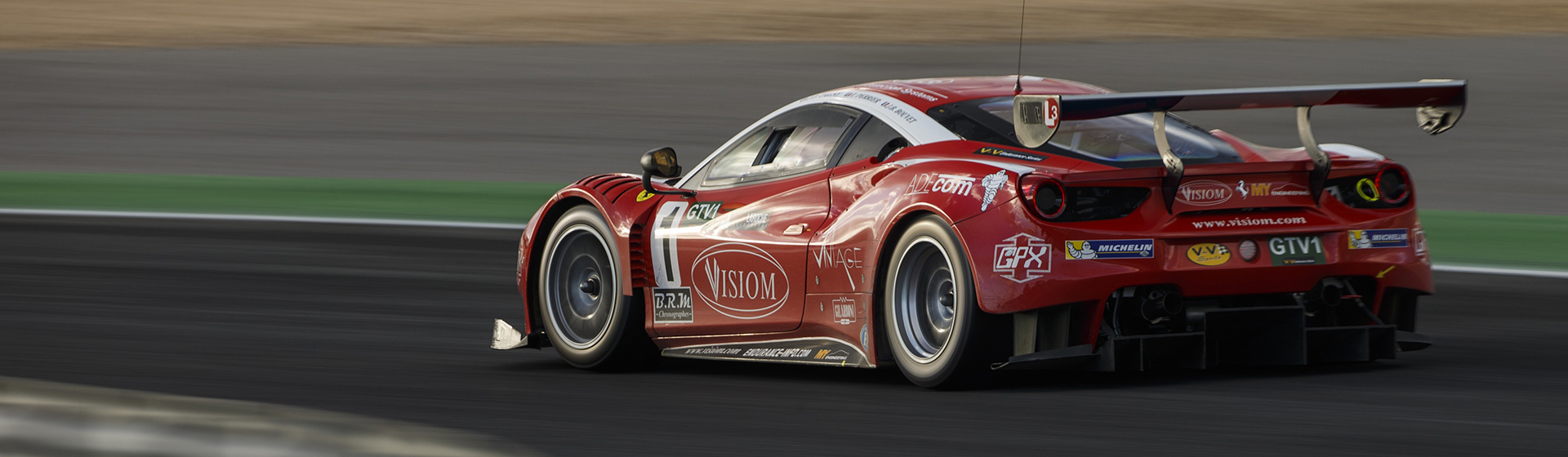 VdeV Endurance - La Ferrari del team Visiom in pista a Barcelona