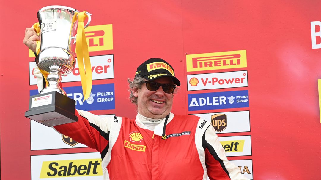 Ferrari Challenge Driver Toby Flannagan - Ferrari.com