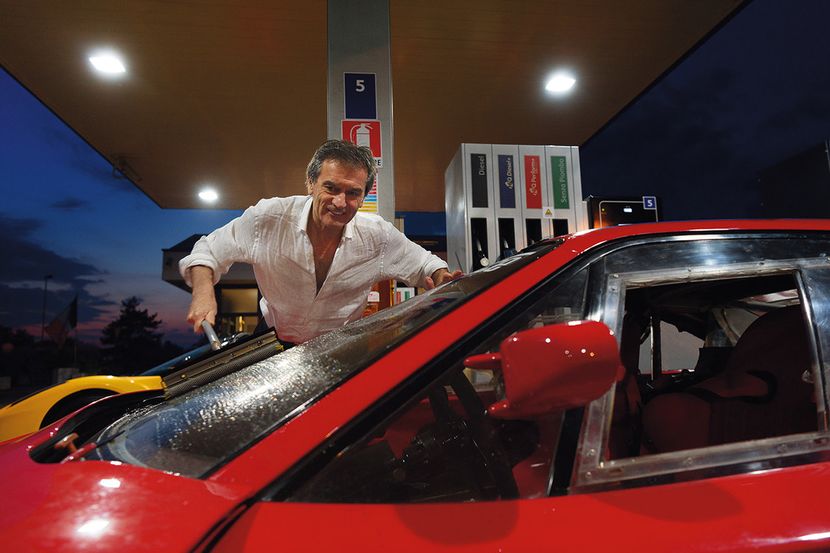 Jon Hunt, che viaggi in Ferrari!