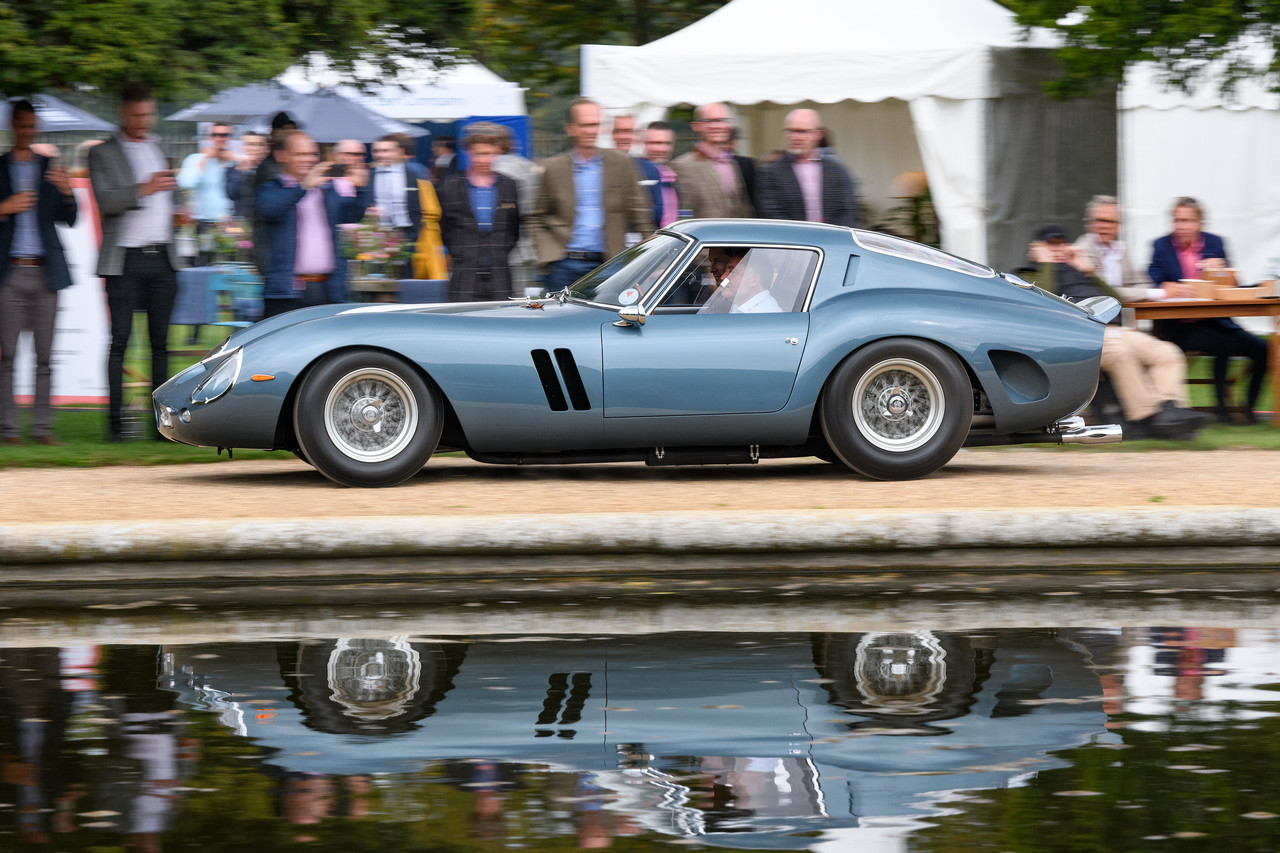 Des Ferrari iconiques jouent les stars à Hampton Court