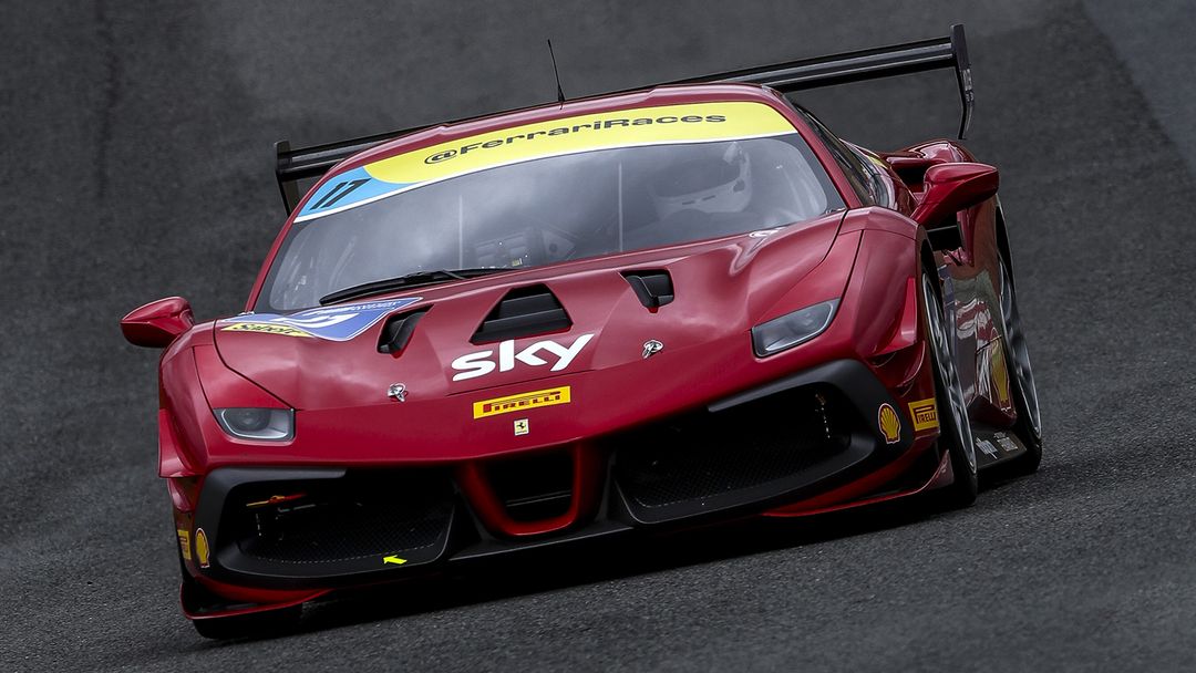 Dave Davidson, Ferrari Challenge Driver - Ferrari.com