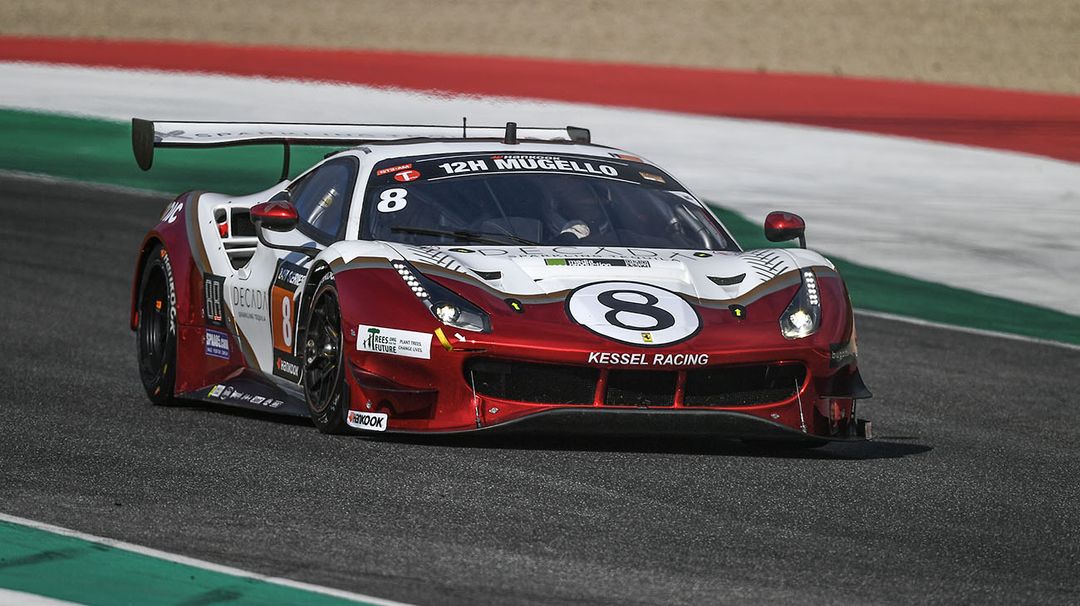 Two Ferraris in the Ultimate Cup in Dijon