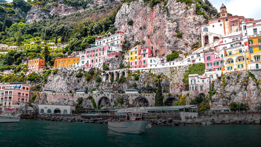 Ferrari GT Tour Amalfi Coast 2022 - Ferrari.com