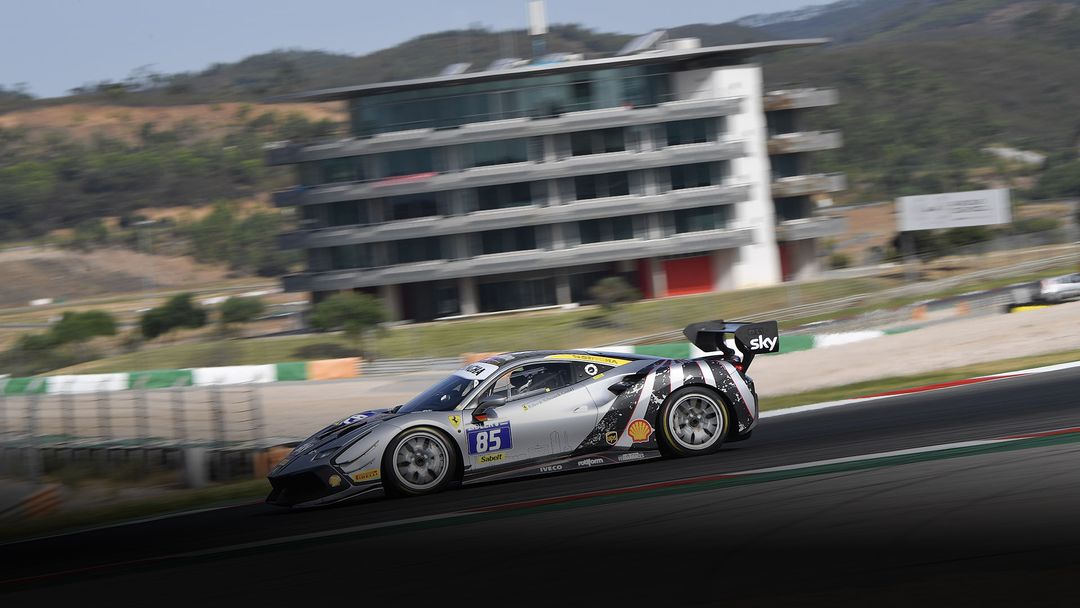 Passione Ferrari Club Challenge: Portimão 2022 - Ferrari.com