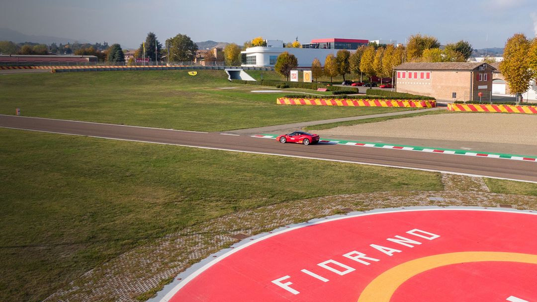 Ferrari Official Driving Courses - Ferrari.com