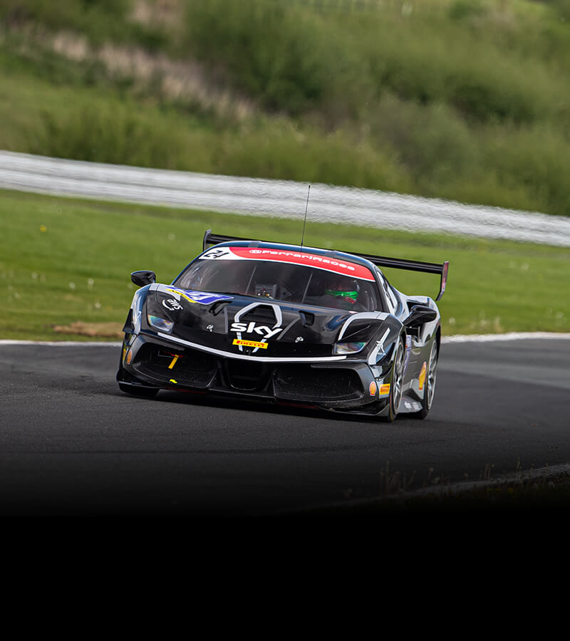 Ferrari Challenge UK, ritorno a Snetterton