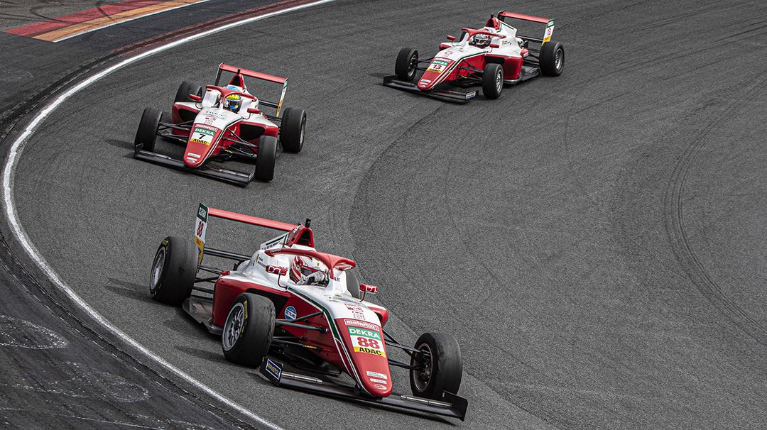 Formula 4 – Two podiums for Camara at Zandvoort