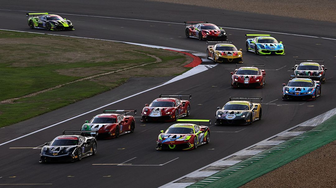 Khera and Cavers dominate; Ambrose new Coppa Shell Champion