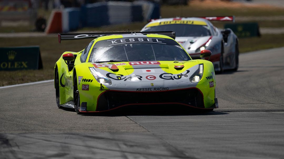 Ferrari 488 GTE in top 6 after four hours at Sebring