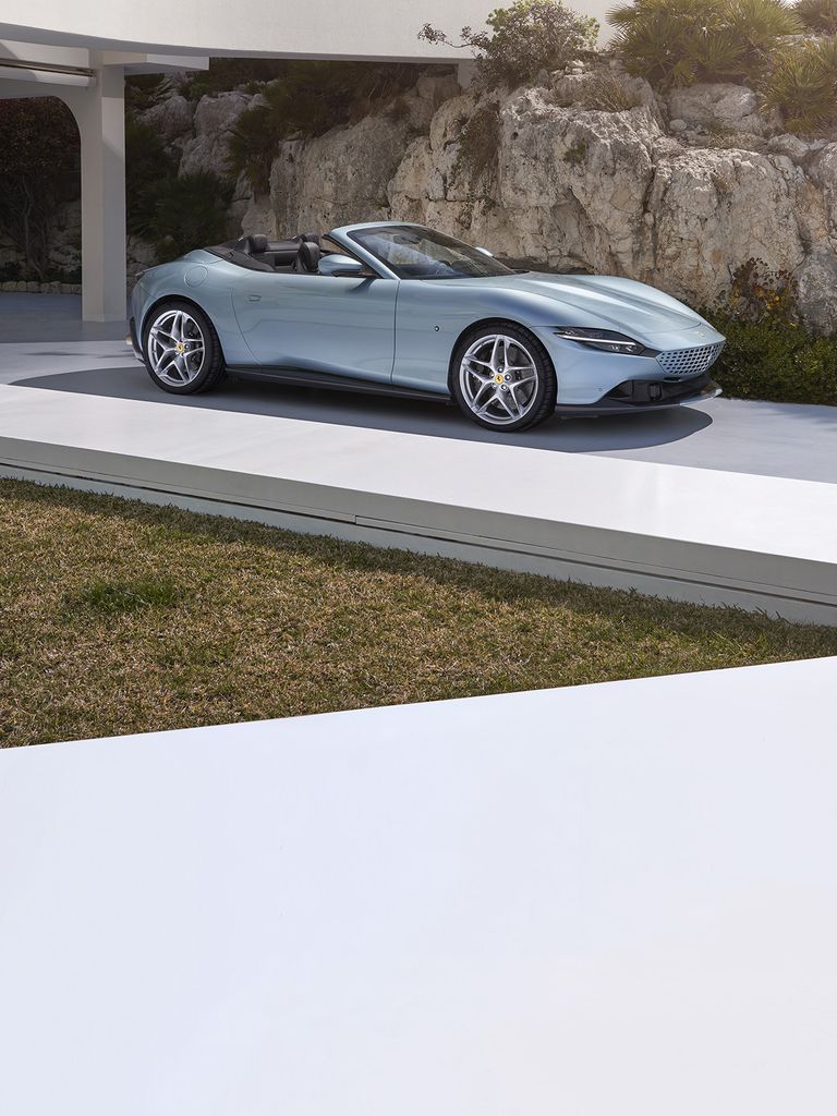 ESPERIENZA FERRARI ROMA SPIDER 2024