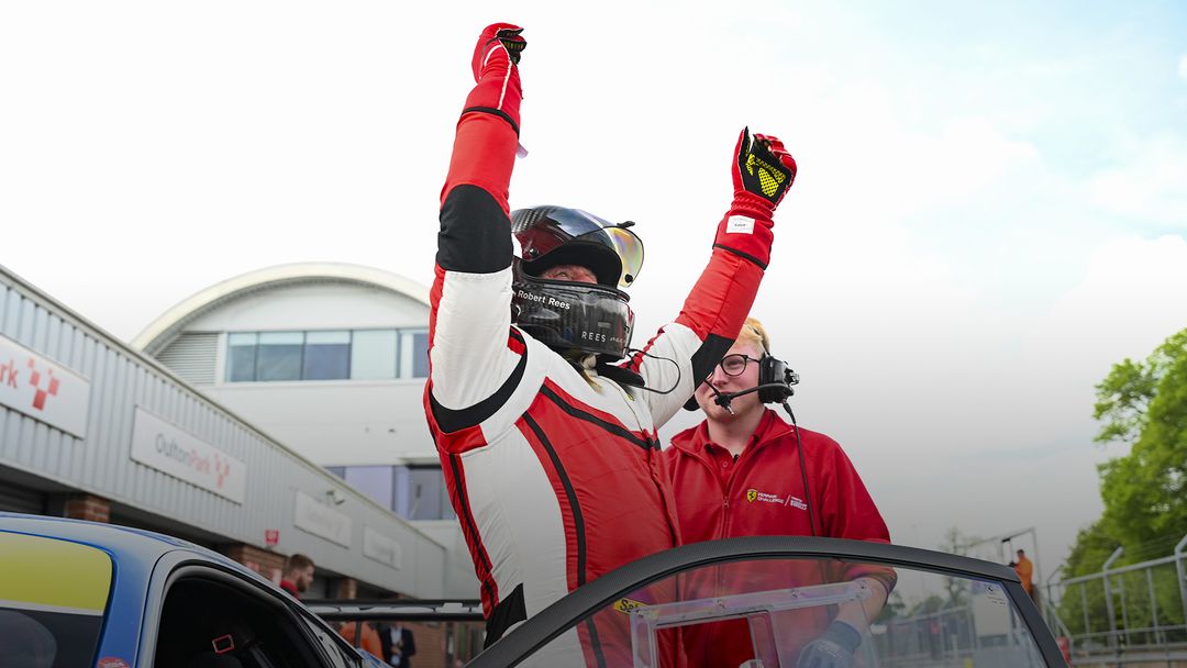 Robert REES, Ferrari Challenge Driver - Ferrari.com