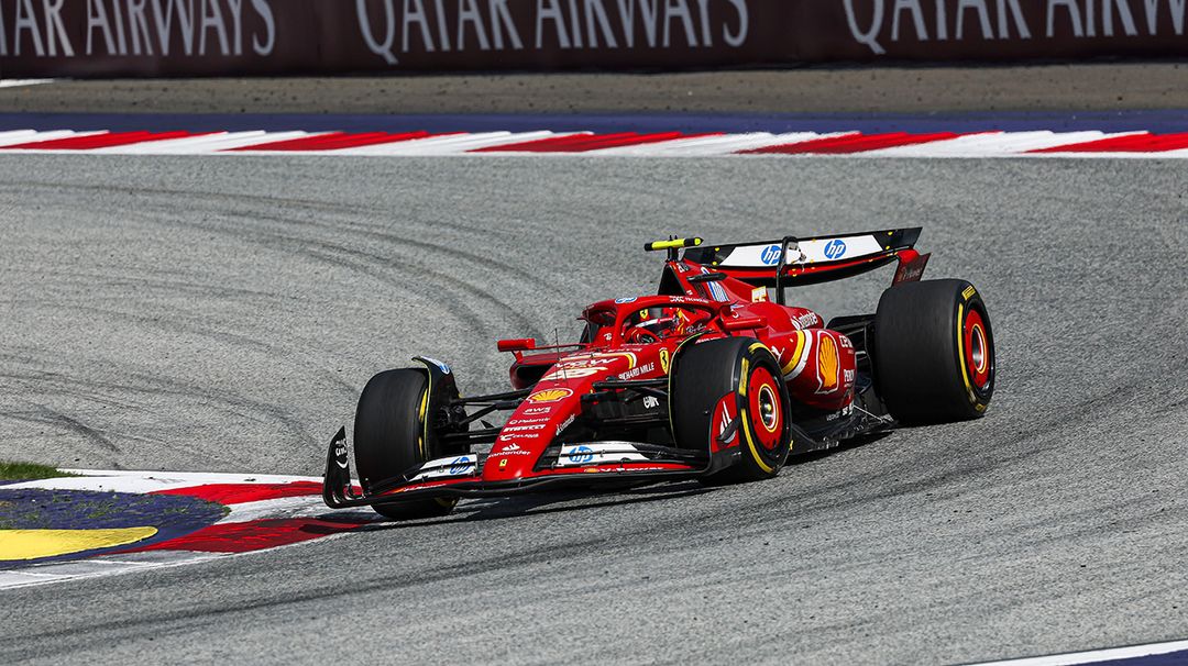 Race recap: Carlos third, Charles an unlucky 11th