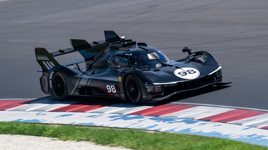 499P Modificata e 296 Challenge, stelle a Goodwood