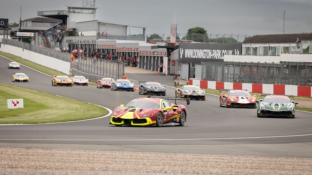 Yates and Rees reign supreme in race 1 at Donington