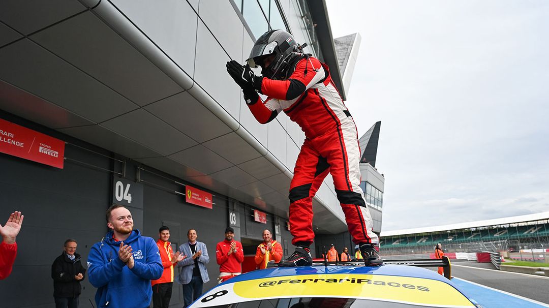A tu per tu con il campione della Coppa Shell del Ferrari Challenge UK