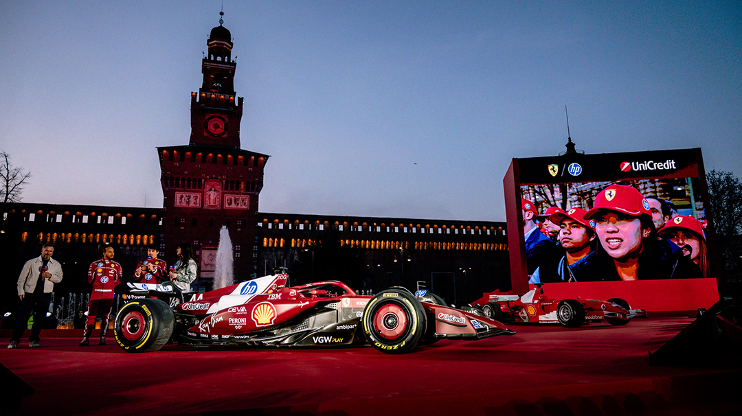 Milano si tinge di rosso con l’evento "Scuderia Ferrari HP Drivers ...