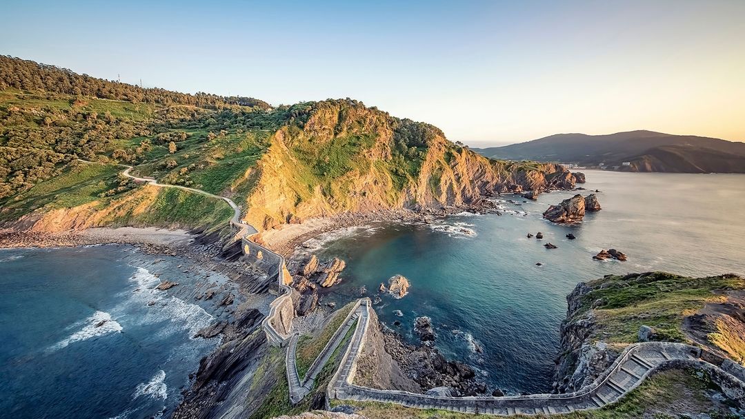 Ferrari Tour: Basque Coast 2025 - Ferrari.com