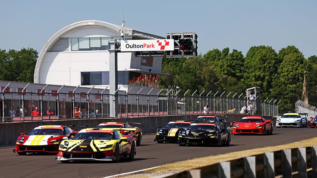Cronache dal paddock di Oulton Park